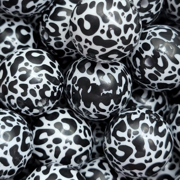 Snow Leopard – 5pc. – Beads – Glitter Fetish